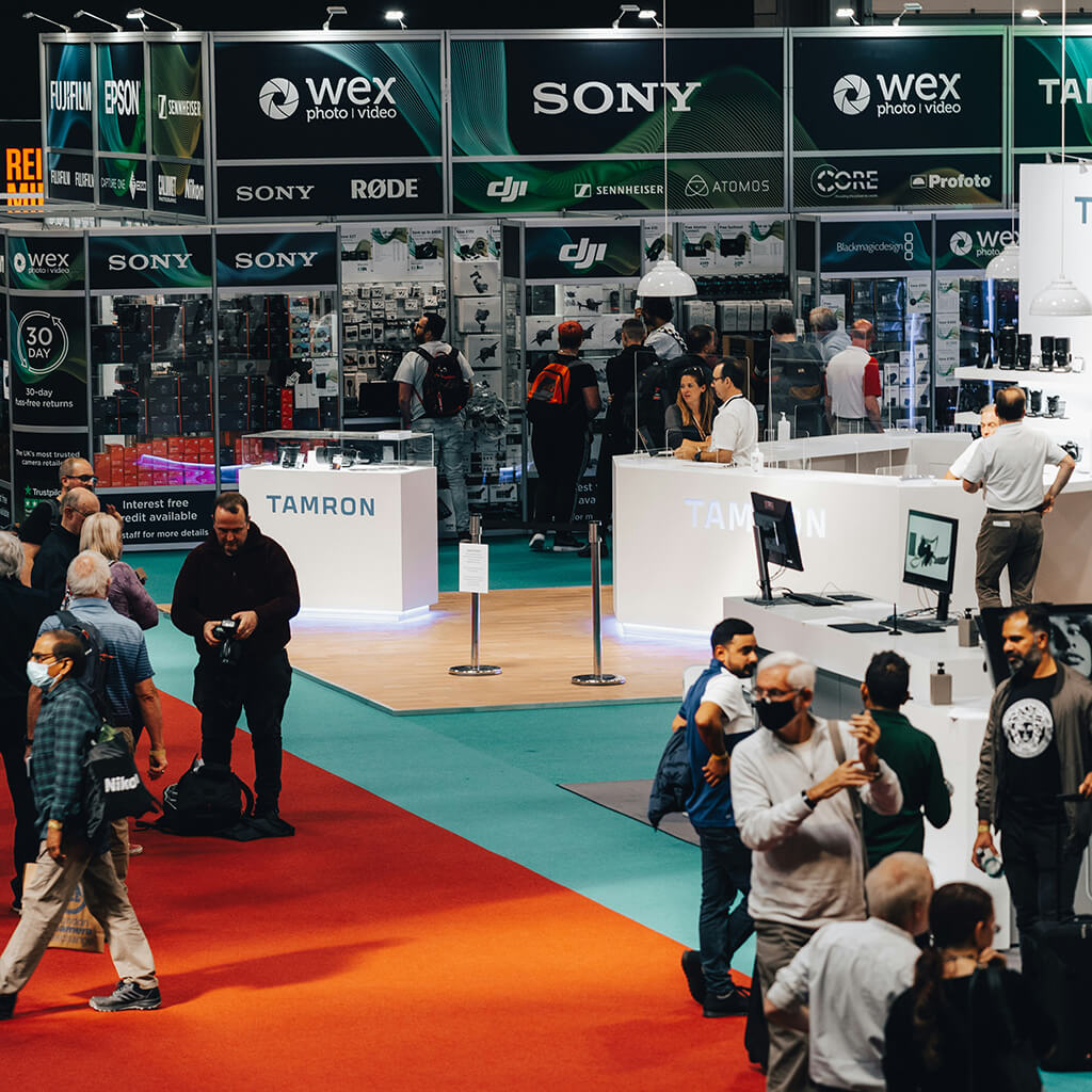 Engage Crowd with These 30+ Creative Trade Show Booth Ideas
